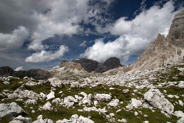 Rifugio Locatelli, mountain hut Antonio Locatelli, in the Tre Cime ...