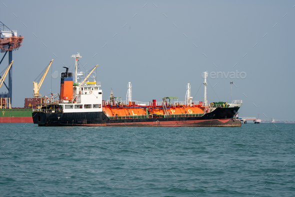 Oil Ship LPG tanker, floating Storage Unit import export petroleum gas ...