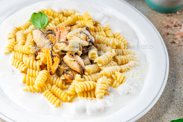 pasta mussel seafood fusilli tasty fresh eating cooking appetizer meal ...