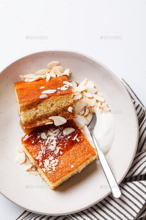 Citrus Israeli cake. Orange pound cake with yogurt, almonds and syrup ...
