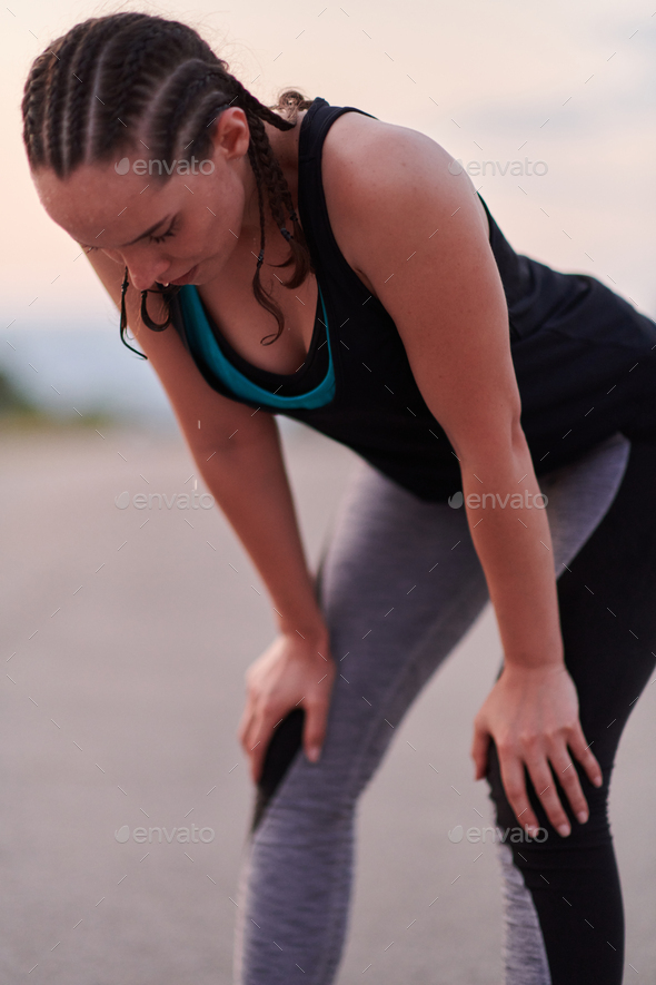 Close-Up Portrait of Determined Athlete Resting After Intense Workout ...