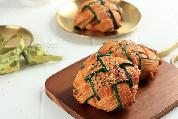 Cropat Croissant Ketupat Stock Photo by ikadapurhangus | PhotoDune