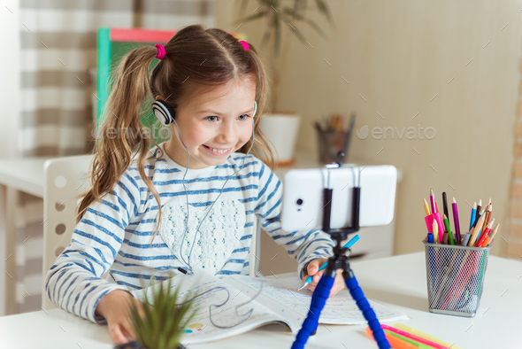 Online lessons for children. Homeschooling and distance education for ...