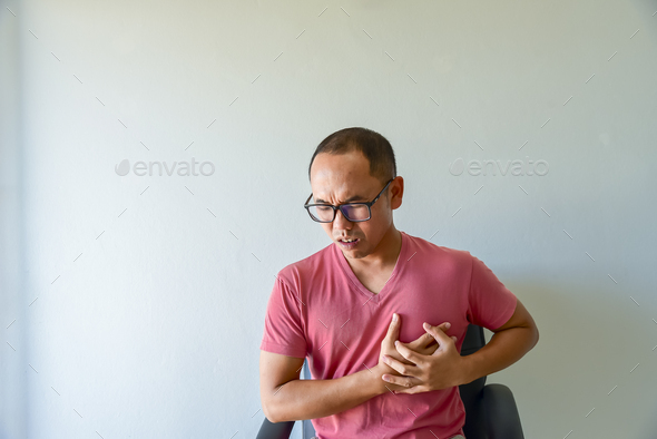 Man has severe heart pain and chest pain suffocating.Heart attack ...