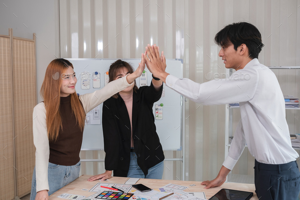 Application development team Happy to celebrate together after ...