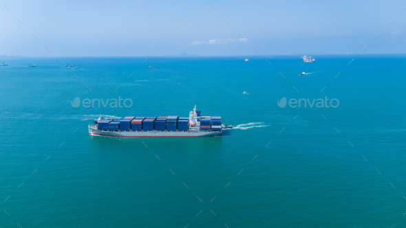 Side view of Cargo Container Ship, on beautiful blue sky. Container ...