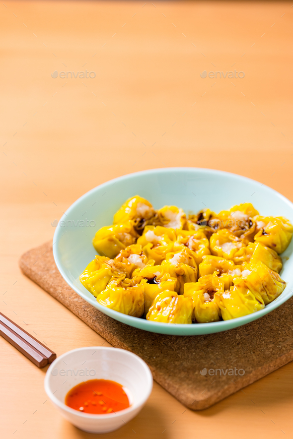 Hong Kong famous street food siu mai fish dumpling with spicy oil Stock ...