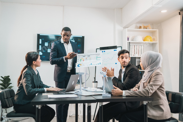 Effective Team Training, Group Discussion Teamwork in Office, Enhancing ...