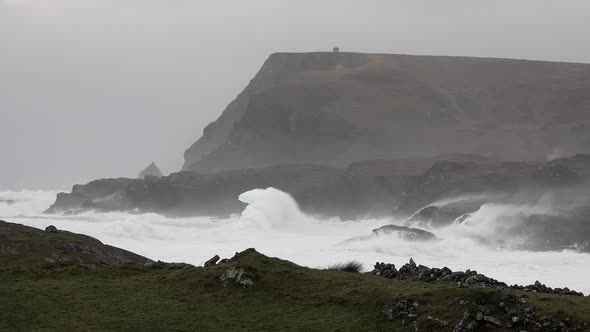Huge Waves Crashing Into the Rocks of Glen Bay By Glencolumbkille in ...