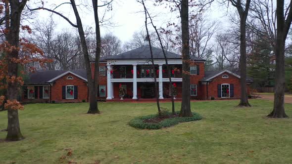 Beautiful video of Fortuna Missouri homestead in rural Missouri during ...