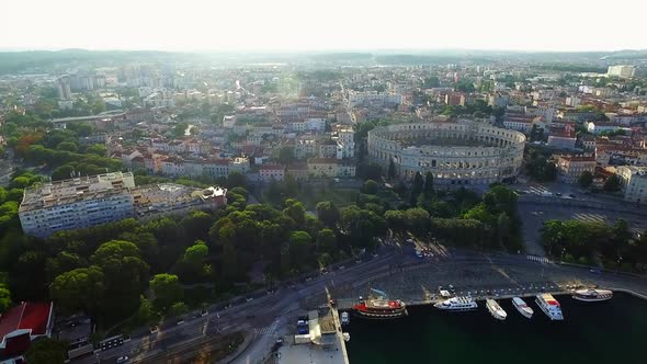 Pula amphitheatre and panorama of the city in the morning, Stock Footage