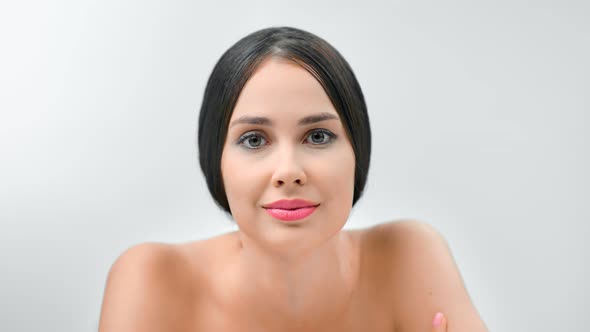 Portrait of Charming Young Woman with Bare Body and Tender Smooth Skin ...