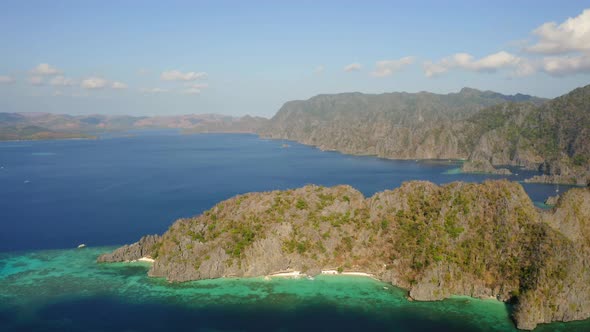 Banul Beach and Rocks in the coast of Coron Island, Palawan ...