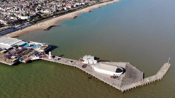 Panoramic view of Clacton-on-Sea pier and the beach on a sunny summer ...