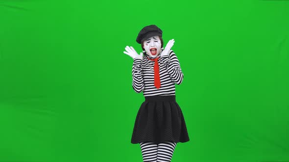Mime Girl Is Looking Scared, Screaming Out Loudly, Stock Footage ...