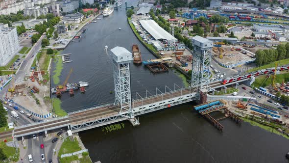 Construction of new bridges near a double-deck bridge in Kaliningrad ...