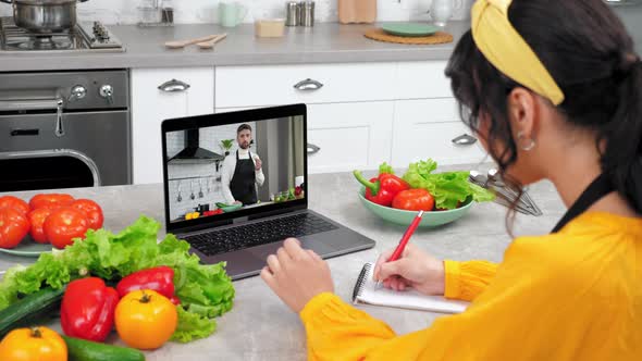 Man Food Blogger in Computer Screen Shows Slice Cucumber Tells Teaches ...