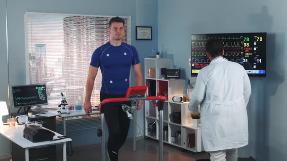 Scientific Sports Laboratory Doctor Coming to Monitor Athlete's Stress ...