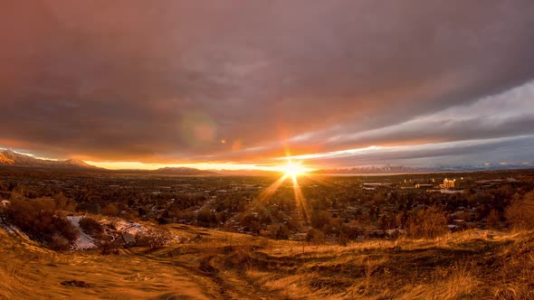 Sunset time lapse over Provo Utah as city lights turn on, Stock Footage