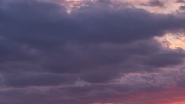 Beautiful clouds changing color to red tones. Dramatic clouds at sunset ...