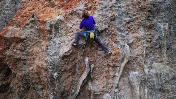 Slow Motion Footage of Strong Woman Climber Climbs Hard Overhang Route ...