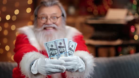 Portrait Happy Santa Claus Giving Cash Money Christmas Gift, Stock Footage