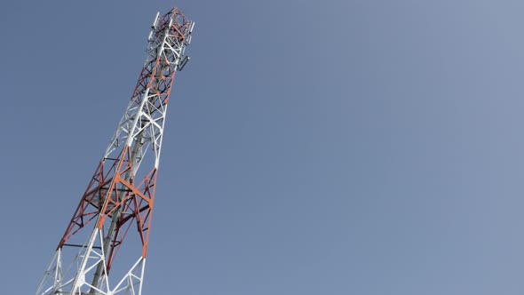 Telecommunication panel and antenna system 4K 3840X2160 UHD tilting ...