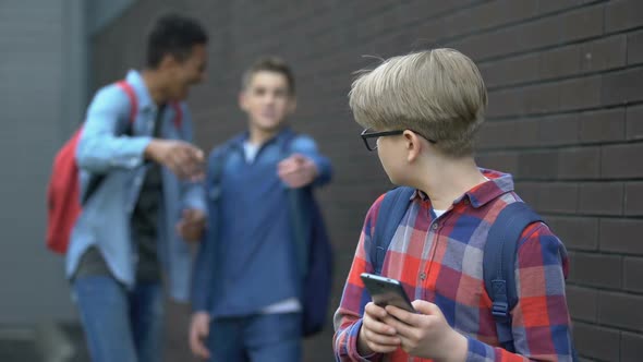 Teens Mocking Boy With Phone, Recognized Him From Shameful Video ...