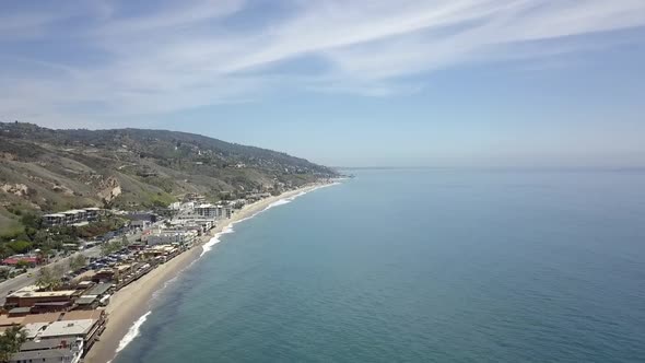 Overview Luxury beach houses and villas at Malibu Beach.Great aerial ...