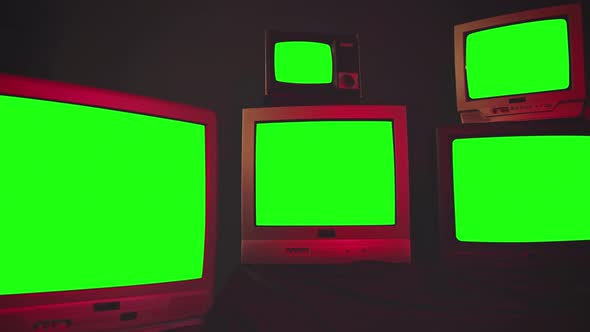 Group of 5 Vintage TV with Chroma Key Screens in Room with Blue Black ...
