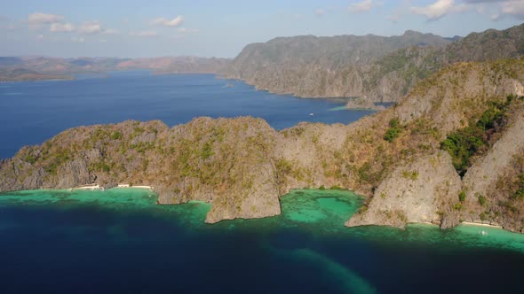 Banul Beach and Rocks in the coast of Coron Island, Palawan ...