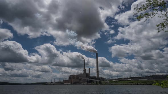 Coal fired Mount Storm Power Station in West Virginia located on Mount ...