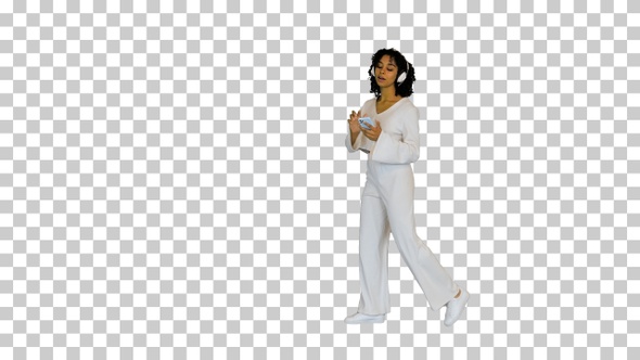 Beautiful african american woman turning, Alpha Channel, Stock Footage